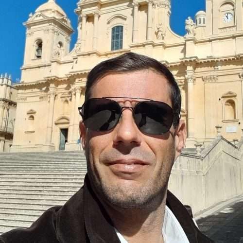 About Us – Professional local drivers - sicily Shore Tours