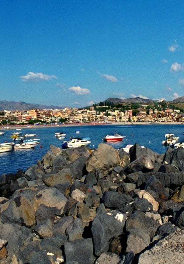 Ports in Sicily - Port of Call : Messina, Catania, Taormina