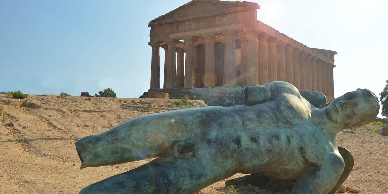 The symbol of Sicily – Trinacria - Shore Tours in Sicily